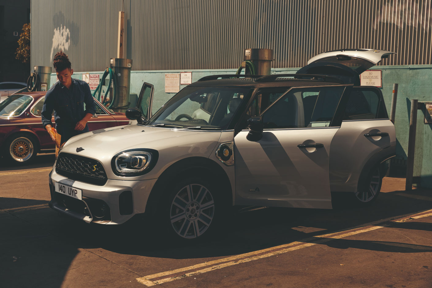 Vines of Gatwick | Authorised MINI Retailer